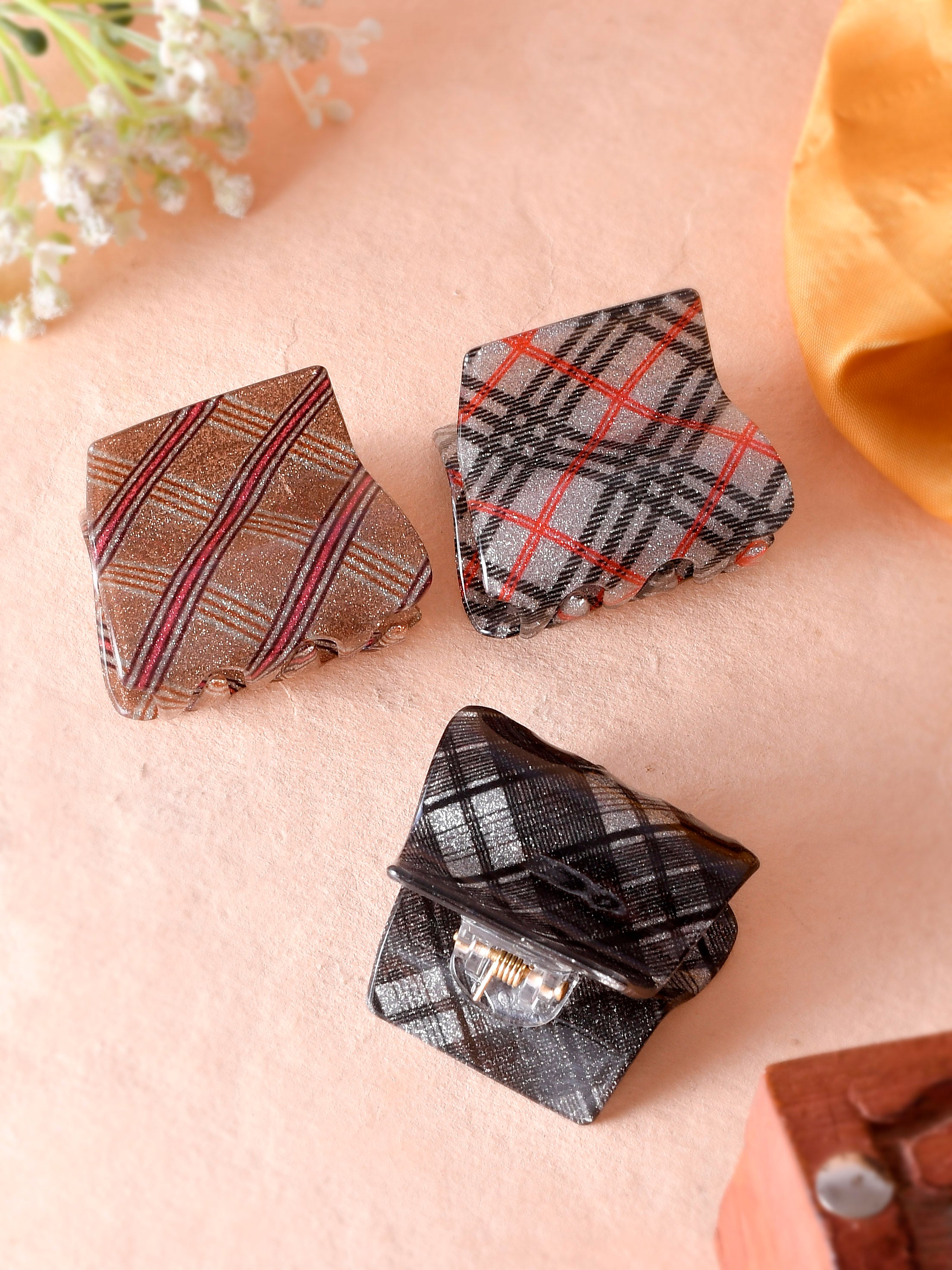 Buy Set of 3 Multi Colored Claw Clips for Women Online at Silvermerc ...